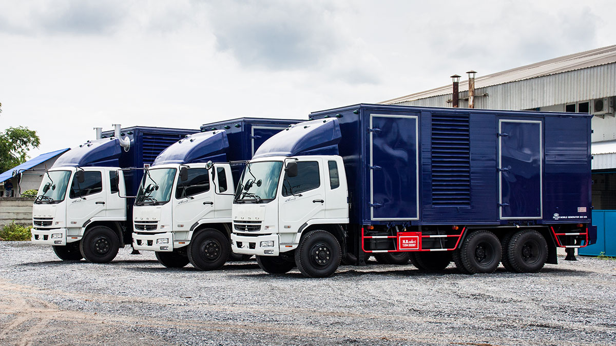 Mobile Generator Set 300 kW, 500 kW, 1000 kW - Piller